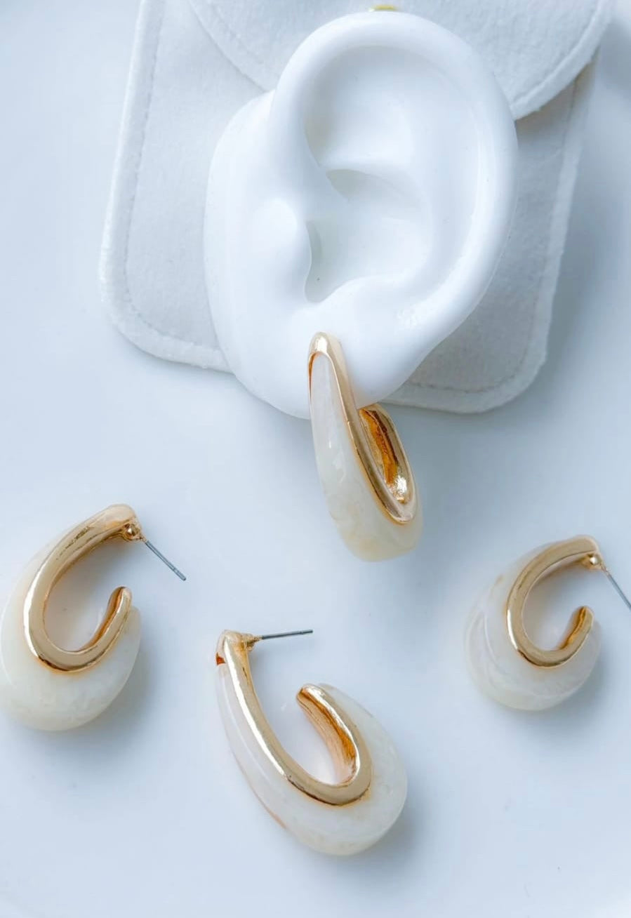 Samantha Hoops | Vanity Deluxxe